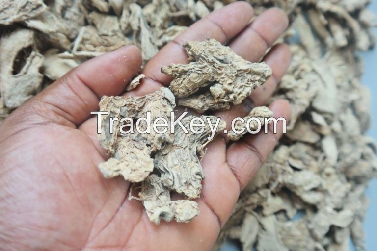 Dried Split Ginger By ORETAYOS GLOBAL SERVICES LIMITED, Nigeria